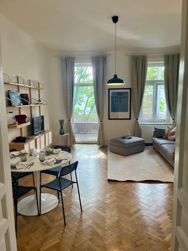 Quiet Balcony Apt – Walk To Stadthalle (Esc) - Wien