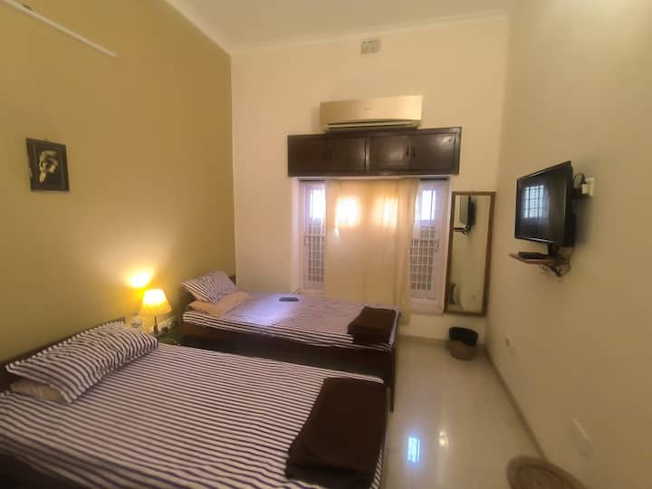 Lake Mall Southern Avenue South Kolkata Kalighat - Kolkata