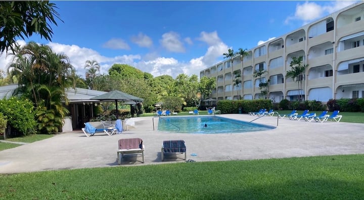 Pool & Garden Oasis | Short Walk To Beach - Barbados