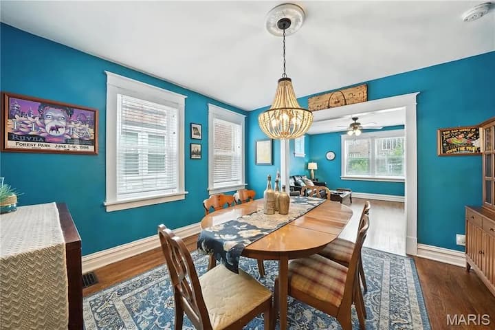 Flower Shop Retreat - St. Louis, MO