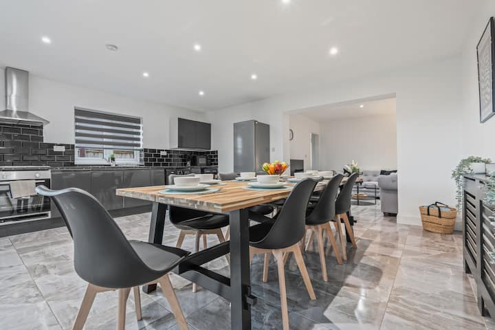 Sleeps7|m4/m32|spacious|parking|contractors|family - Chepstow