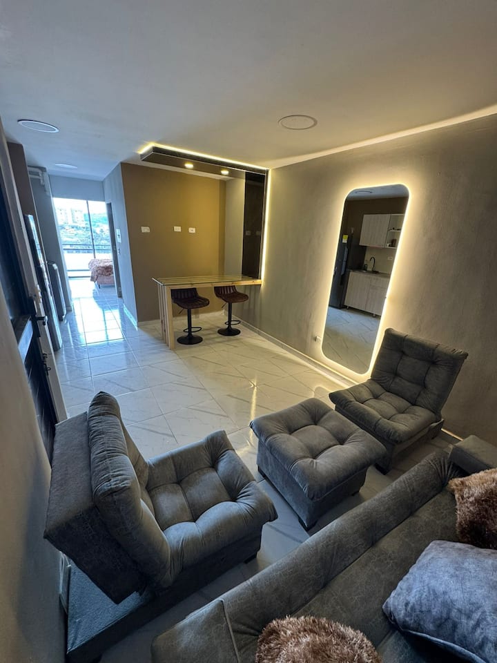 Apto Moderno Acogedor Y Elegante - Centro - Pereira, Colombia