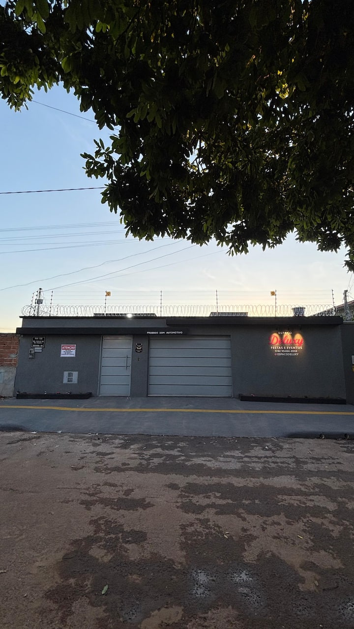 Espaço De Festas E Eventos. Em Goianira Goiás. - Goiânia