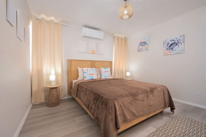 Trendy Maxwell Apt Near Beach & Gap - Worthing