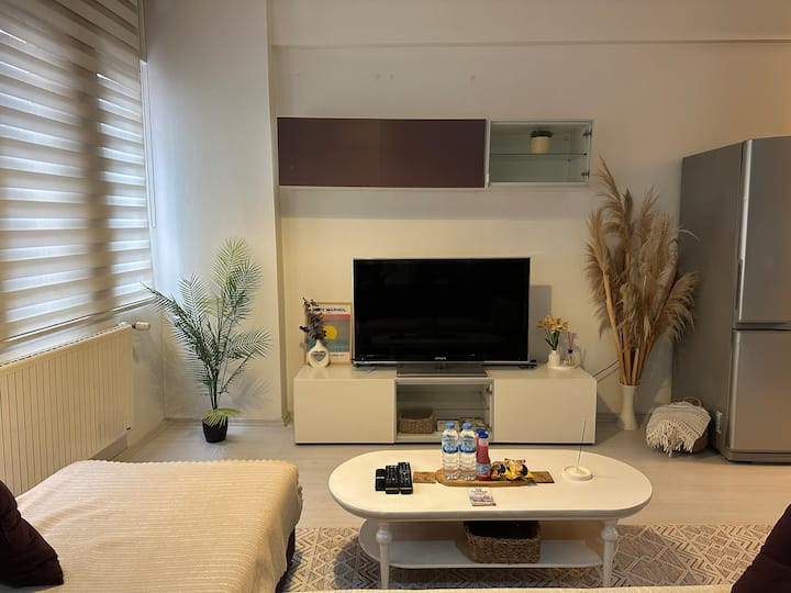 In City Center Near To The Nişantaşı Metro - Istanbul