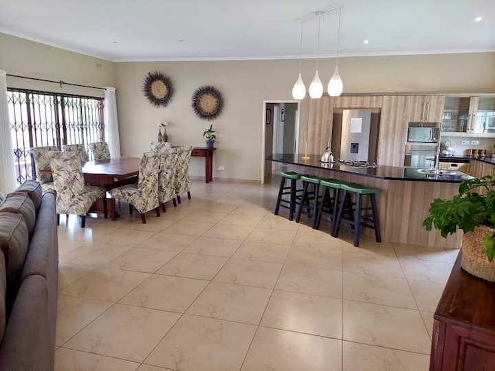 Separate Stays, Shared Fun! Book Both Homes Now - Zimbabwe