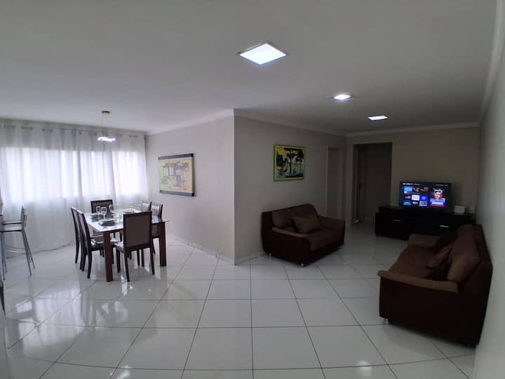 Apto No Centro De Montes Claros, Wi-fi E Garagem. - Montes Claros