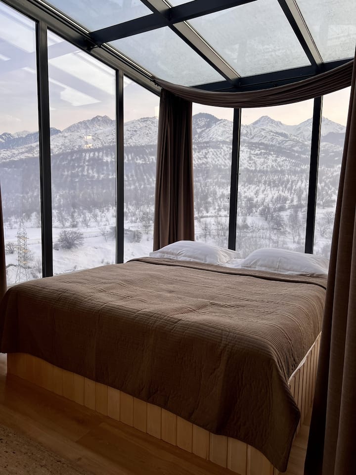 Панорамный домик с сауной в горах • Nature View - Kazakhstan