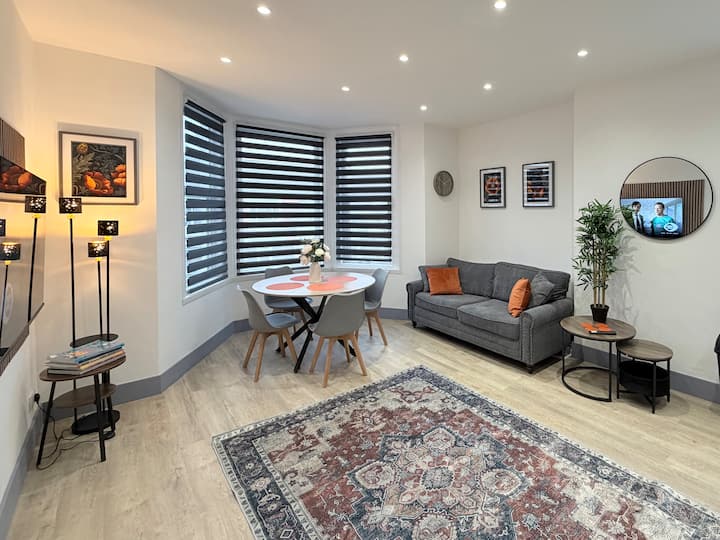 5 Spacious 2-bed Flat | Sleeps 4 | Work Or Leisure - Cleethorpes