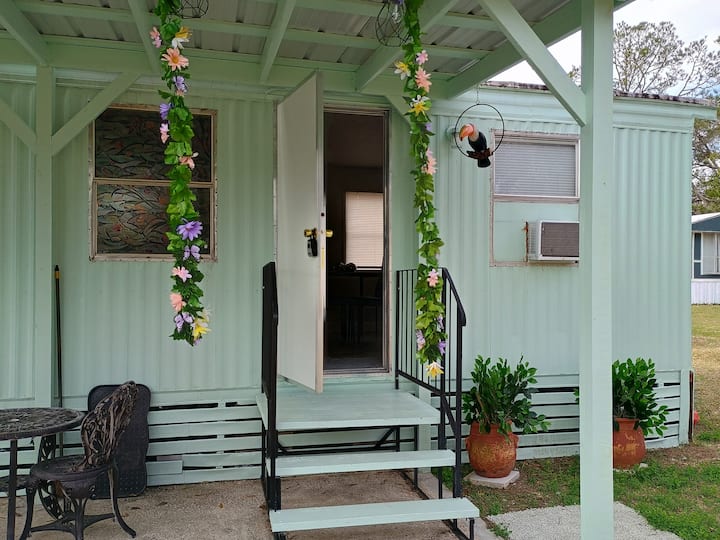 Simple, Clean & Cozy Mobile Home Close To Wec - Ocala, FL