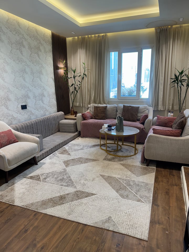 شقة فندقيه مفروشه كاملاً مع الاجهزة الكهربائية - Kuwait