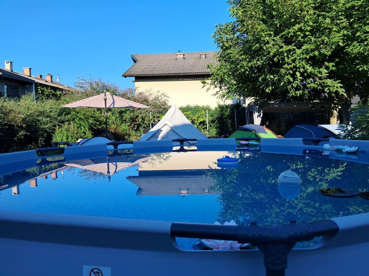 V Malem Kampu So Parcele Za 1 Vaš ŠOtor 2- 3 Oseb - Slovénie