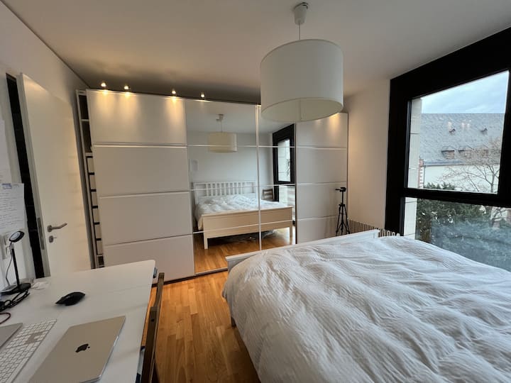 Centeral
1 Bedroom Apartment,
 Balcony - Fráncfort del Meno