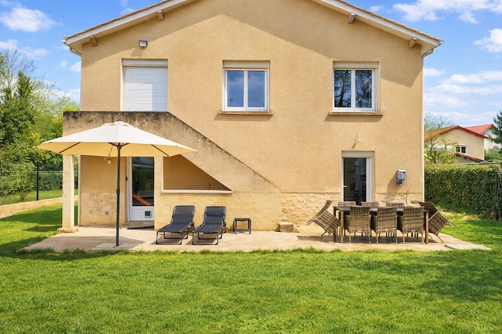 Logement Cosy à Bergerac – Centre/ Parking / Wi-fi - Bergerac