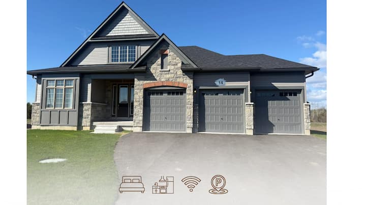 Spacious 4br Home|perfect For Groups|trail Access - Prince Edward