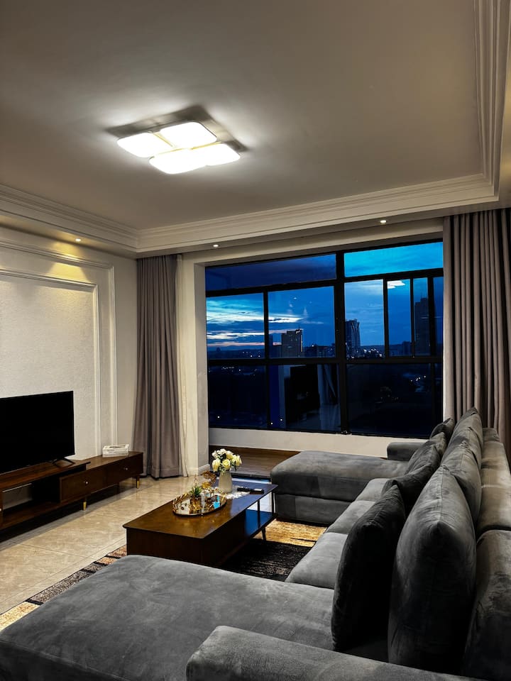 Peponi Luxury |2bdr Ensuite |Wi-fi|prime Location - Dar es Salam