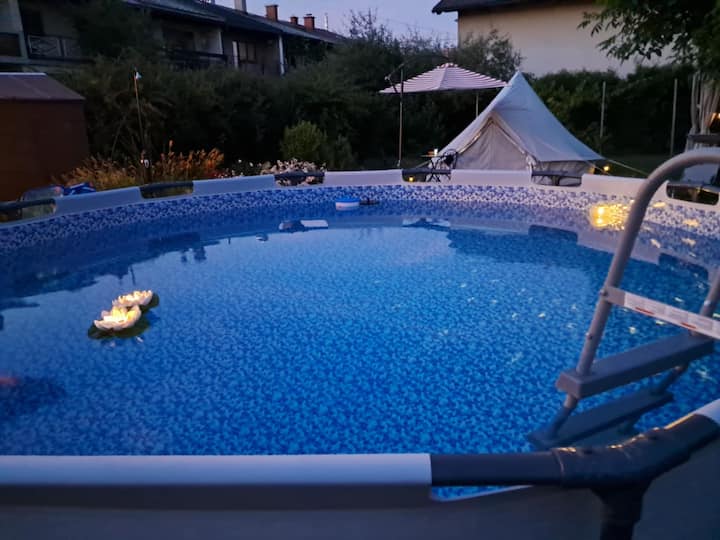 Camp Glamping Tents Yurt In Rose Resort For 4 - Ljubljana