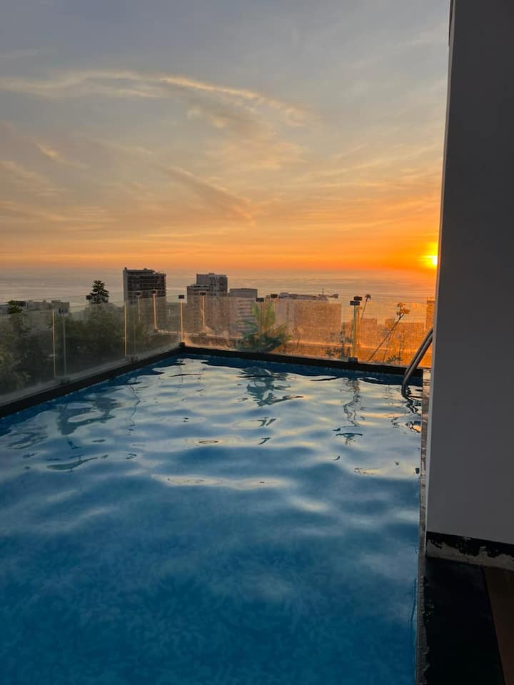 Encantador Departamento En Barranco - Perú