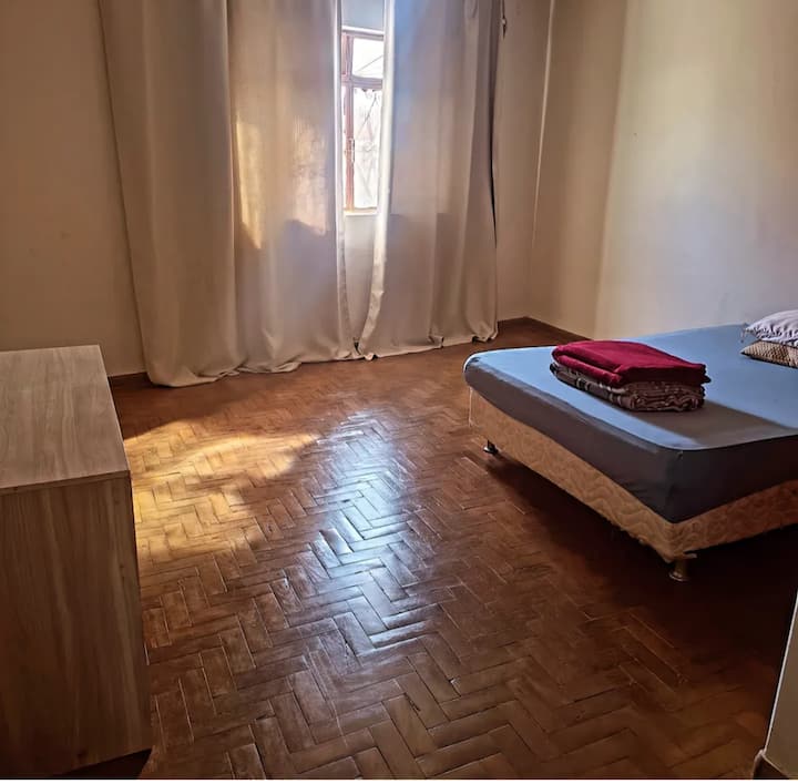 Casa Grande óTima Localização - Diamantina