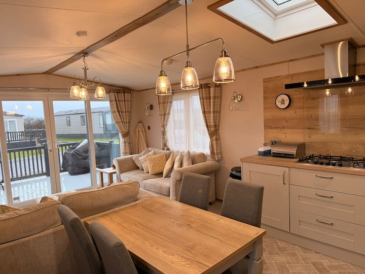 Cornwall Holiday Lodge - Newperran - Cornwall