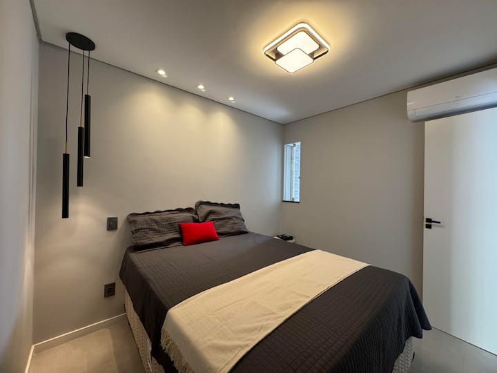 Elegância No Porto Da Barra - Barra, Brazil