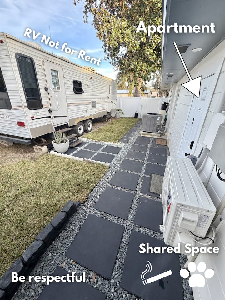 Private Apartment & Close To Nature. Lake Padgett - Land O' Lakes, FL