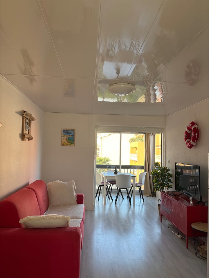 Charmant T2 Port Malfato -Rénové, Lumineux, Loggia - Agde