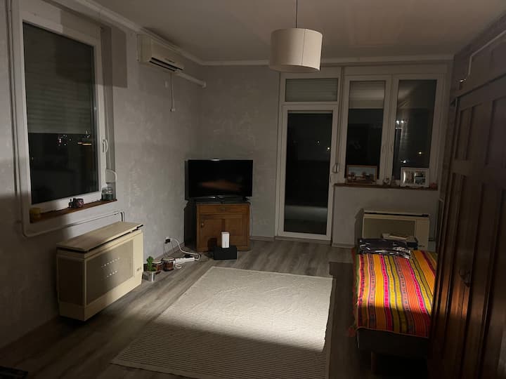 Kényelmes Két Szobás Lakás
Gyula Szívében. - Gyula