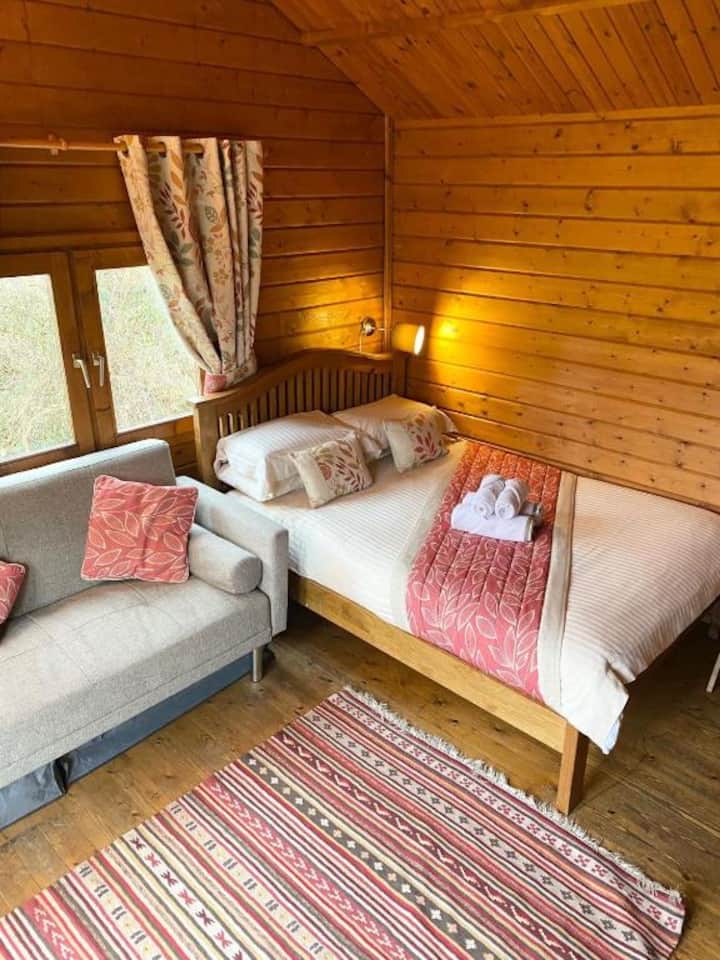 Log Cabin In Heart Of Glencoe - Beautiful Views! - Glencoe