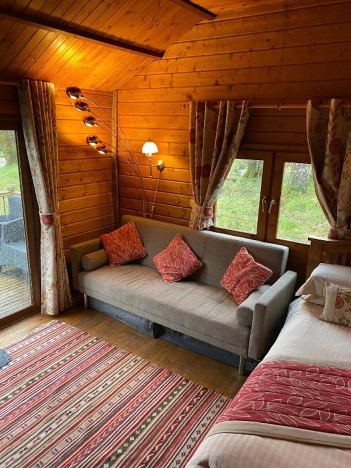 Log Cabin In Heart Of Glencoe - Beautiful Views! - Glencoe