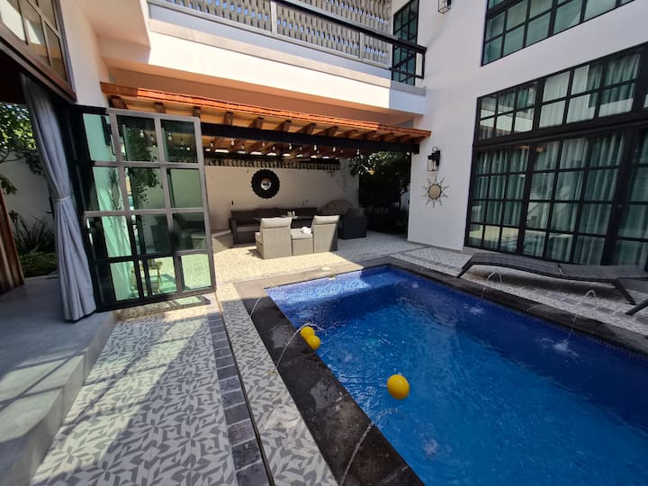 Casa Del Puente Men's Guesthouse - Puerto Vallarta