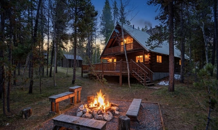 30 Min To Yellowstone, Fire Pit, & Family Friendly - Island Park, ID