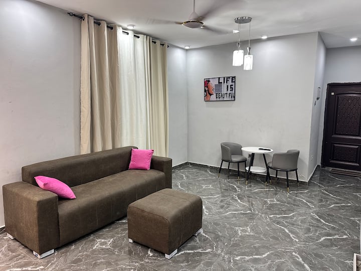 Comfortable One Bedroom Flat (East Legon) - Accra