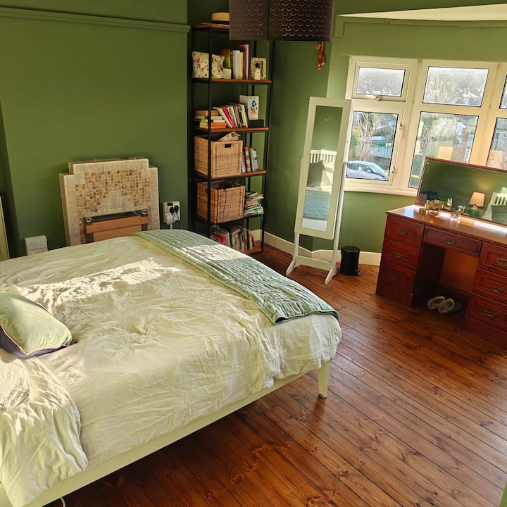 Family Home In Glasnevin - Dublin, Ireland