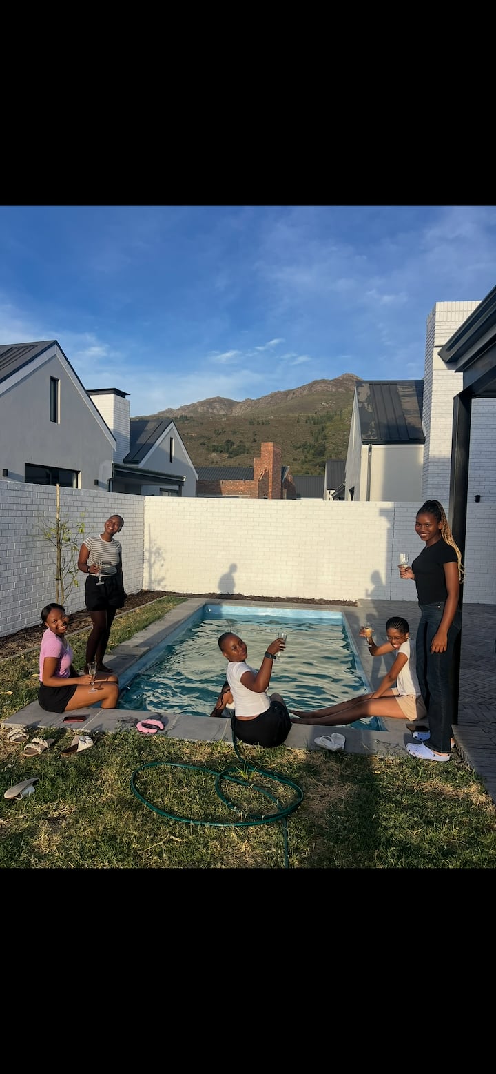 Family Home Available To Rent In Secure Estate. - Paarl