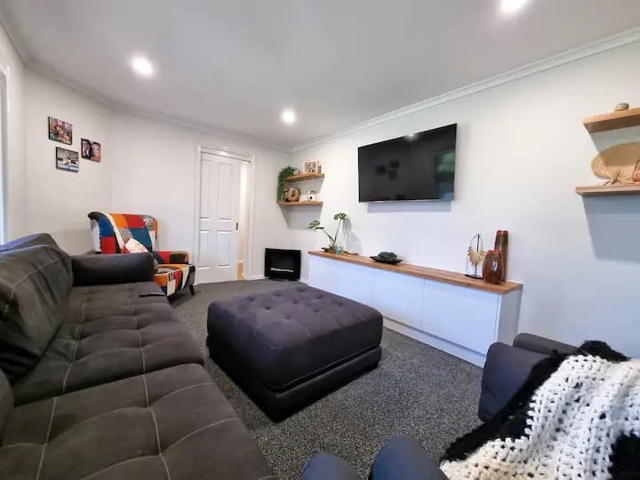 Relaxed Coastal Living | Easy Walk To Town & Beach - Inverloch