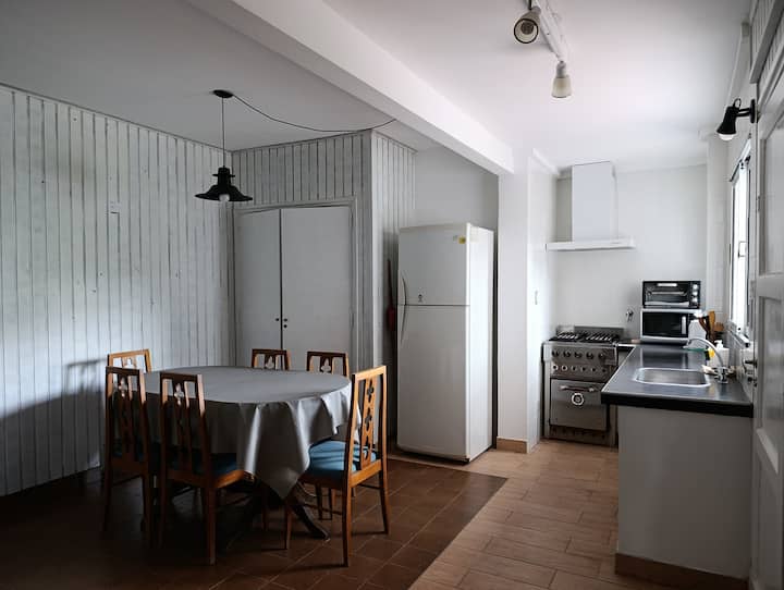 Departamento En La Peatonal A 250 Mts De La Playa - Miramar