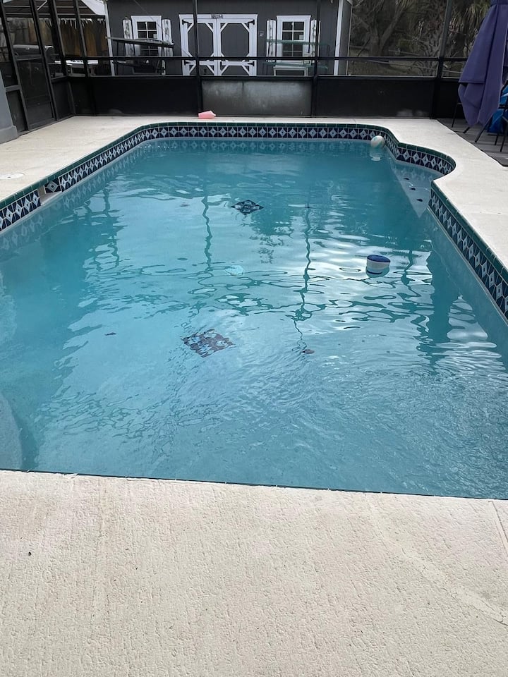 Cozy Rv Retreat In Nature Minutes From Shop&dining - Spring Hill, FL