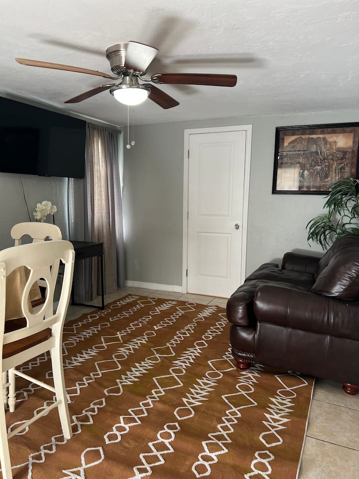 Cozy Tiny Home Close To Bradenton Attractions - Longboat Key, FL