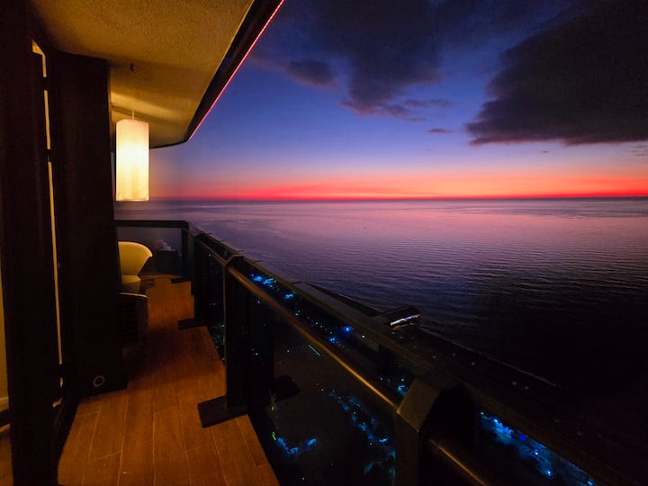 Q'ure Batumi | Deluxe King Suite - 바투미