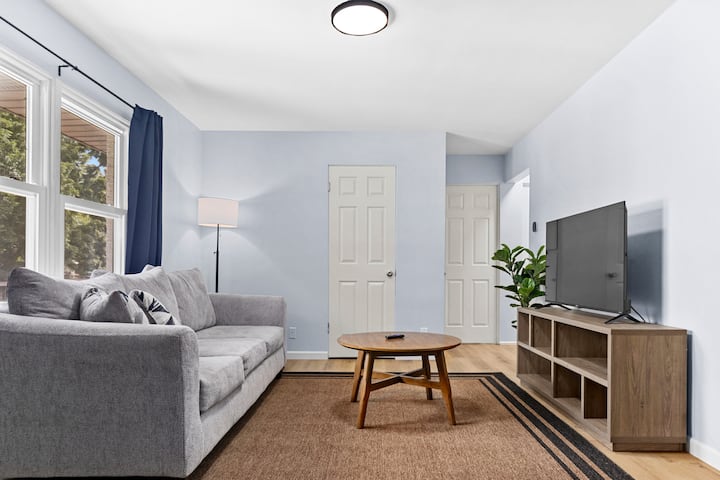 Home Suite Home: B-mintues To Downtown & P Heights - Peoria