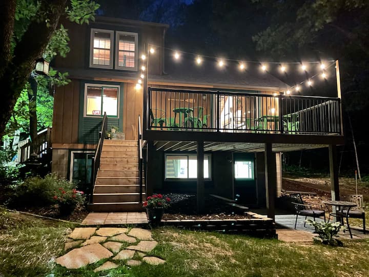 Nellie's Nook On West Battle Lake - Glendalough State Park, Battle Lake