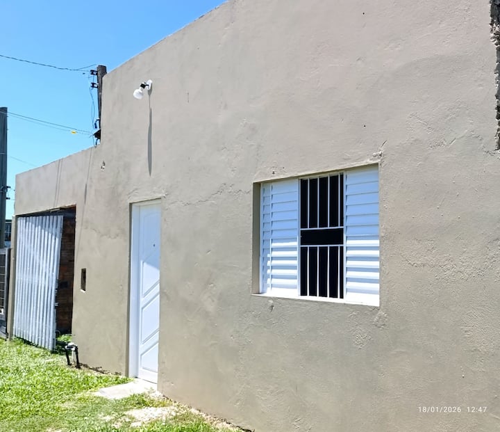 Casa Há 2 Quadras Da Praia - Rio Grande