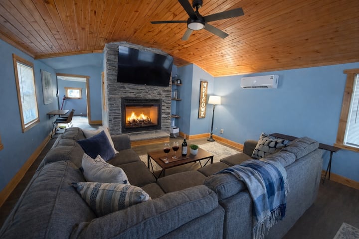 Beautiful Ranch By The Lake - Canandaigua, NY