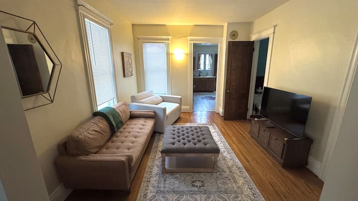 Walkable 2br With Off-street Parking And Laundry - Rochester, NY