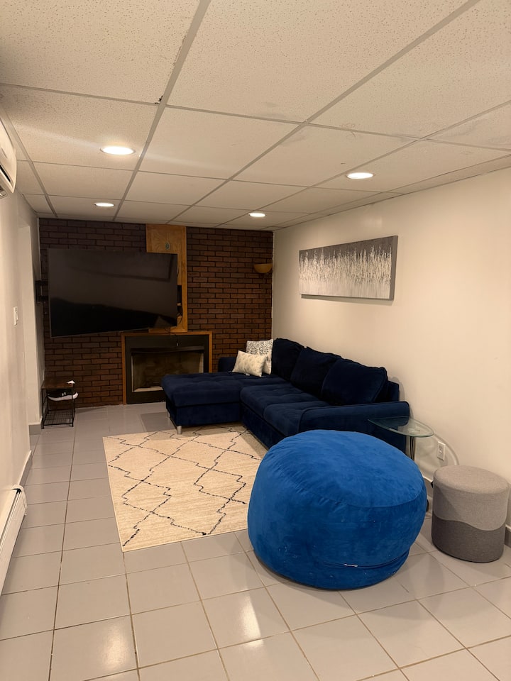 1-bedroom Suite W/ Full Kitchen & Cozy Living Room - Tottenville - Staten Island NY