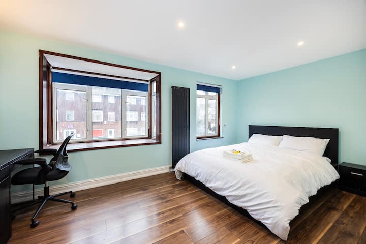 Large Studio Suite - Quick Links To Central London - Dartford