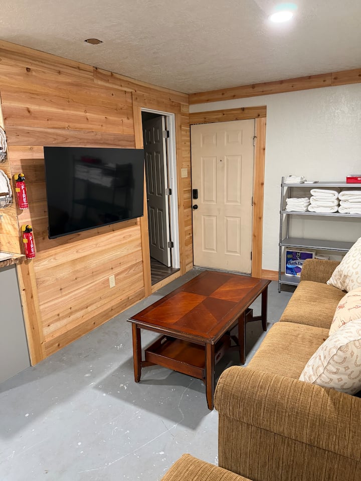 Relaxing Guest House - Beaumont, TX