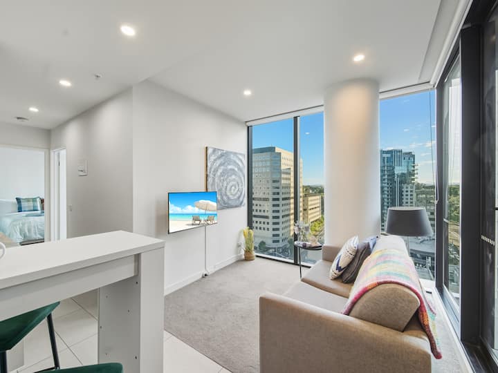 2 Bedrooms Pool Sauna Gymwalk To Cbd. Pets Welcome - Melbourne