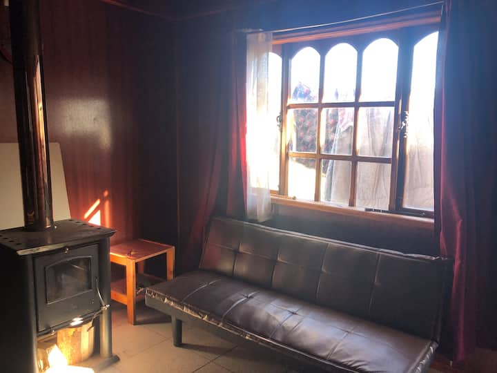 Cabaña, Cerca De Carretera Hacia El Aeropuerto - Puerto Montt